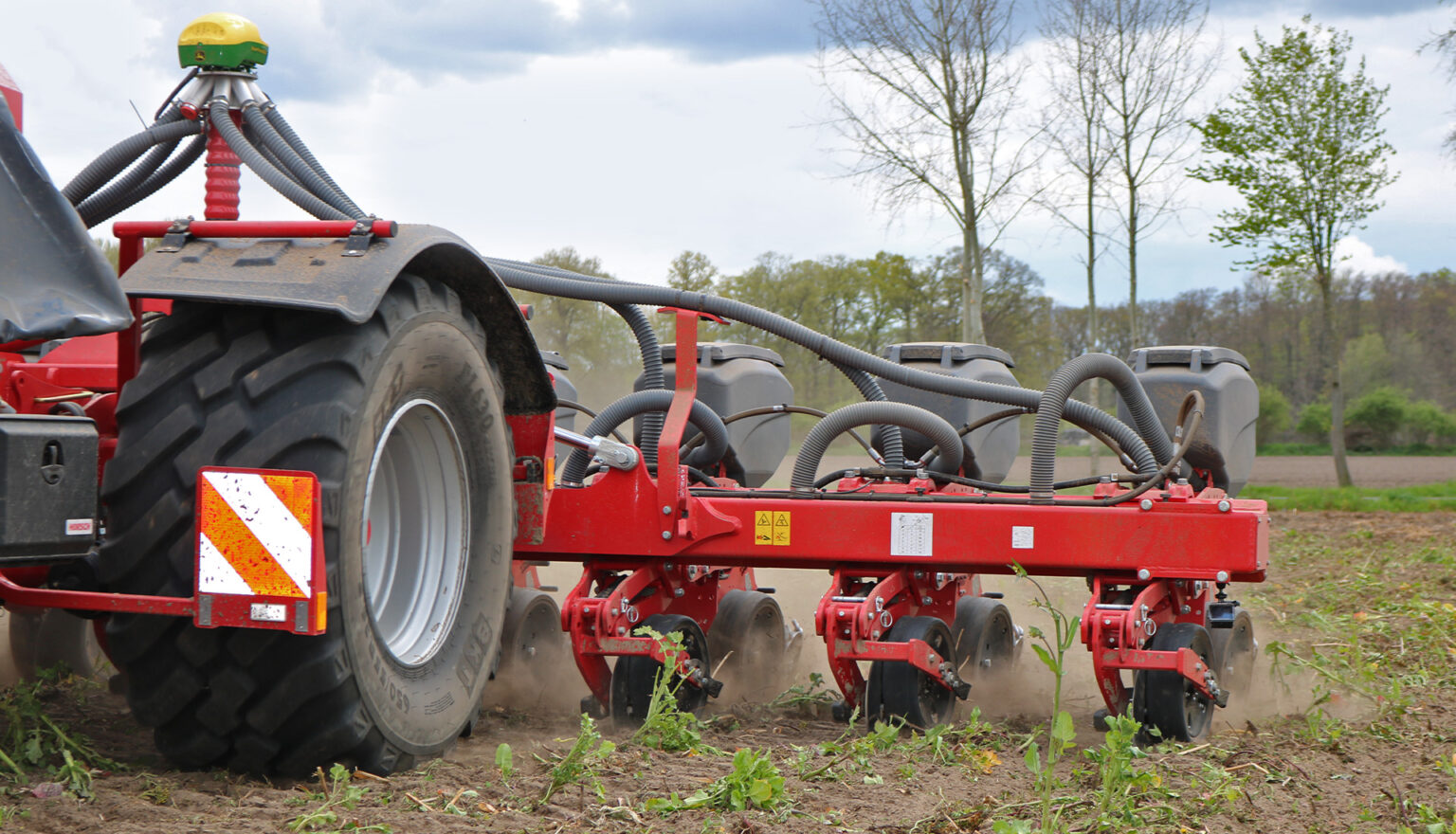 Präzision als Mission - FLUR & FURCHE